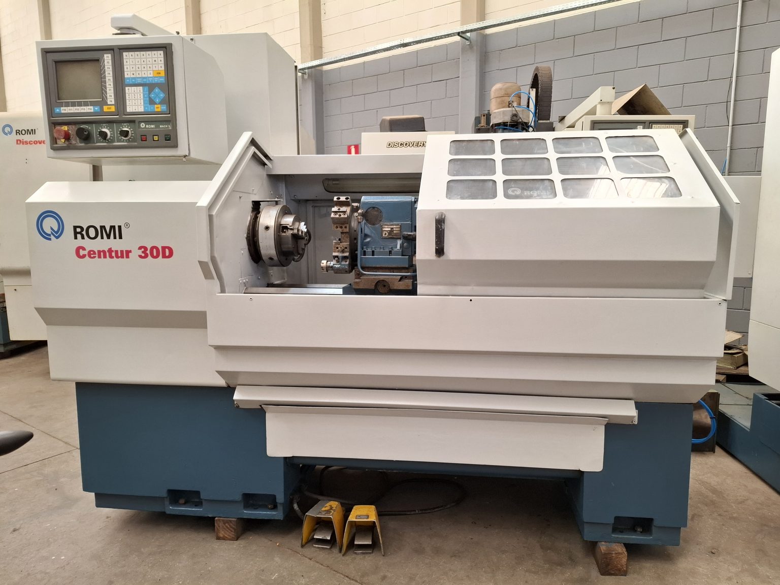 Torno CNC Romi Centur 30D – Megafer Máquinas