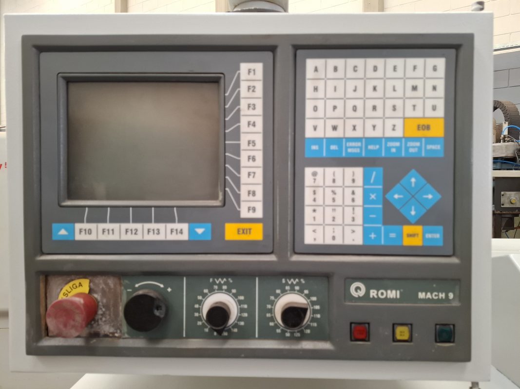 Torno CNC Romi Centur 30D – Megafer Máquinas