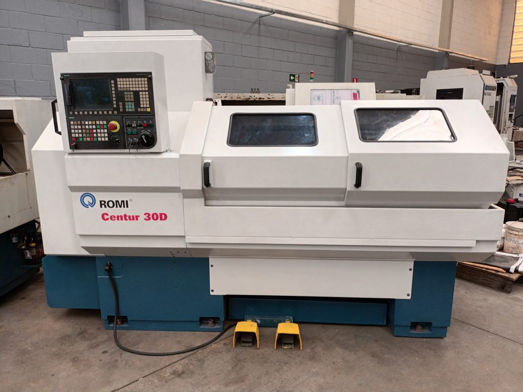 Torno CNC Romi Centur 30D – 2015 – Hidráulico – Megafer Máquinas