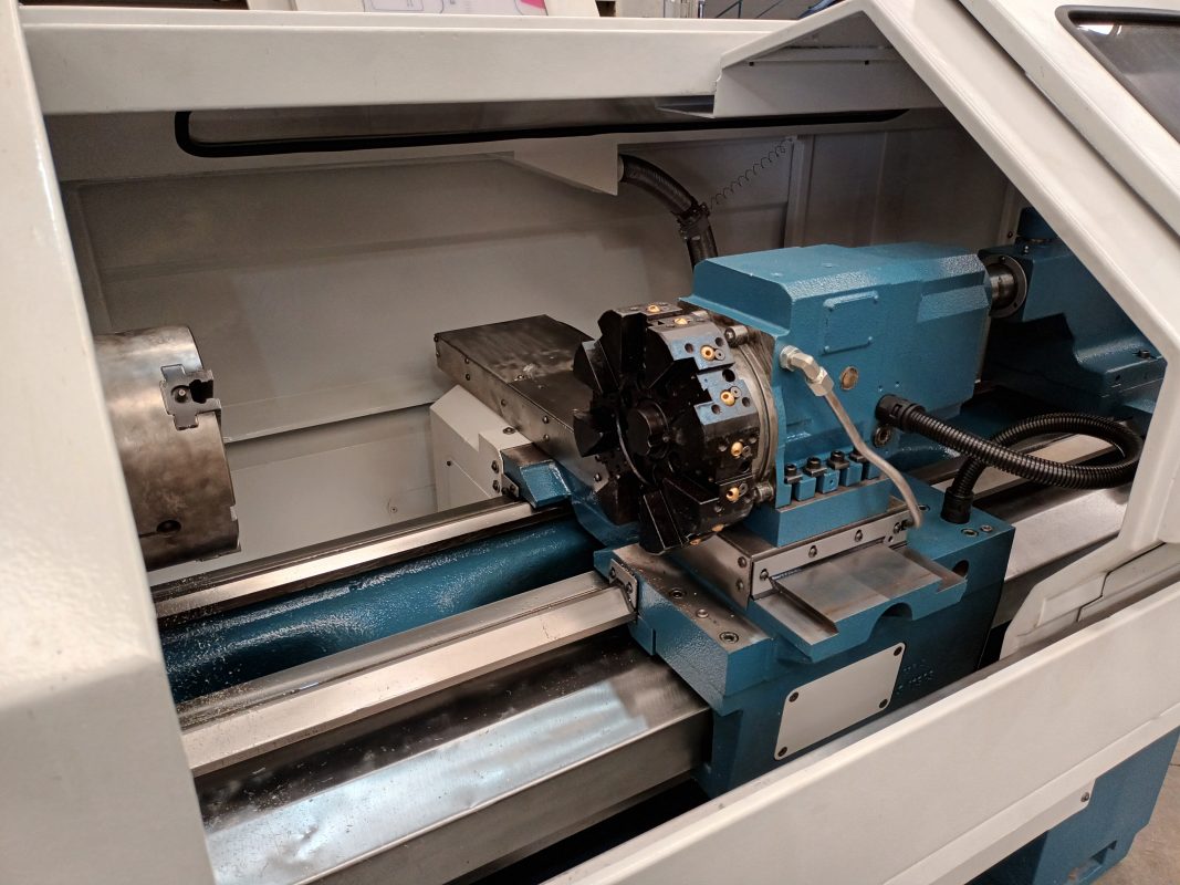 Torno CNC Romi Centur 30D – 2015 – Hidráulico – Megafer Máquinas