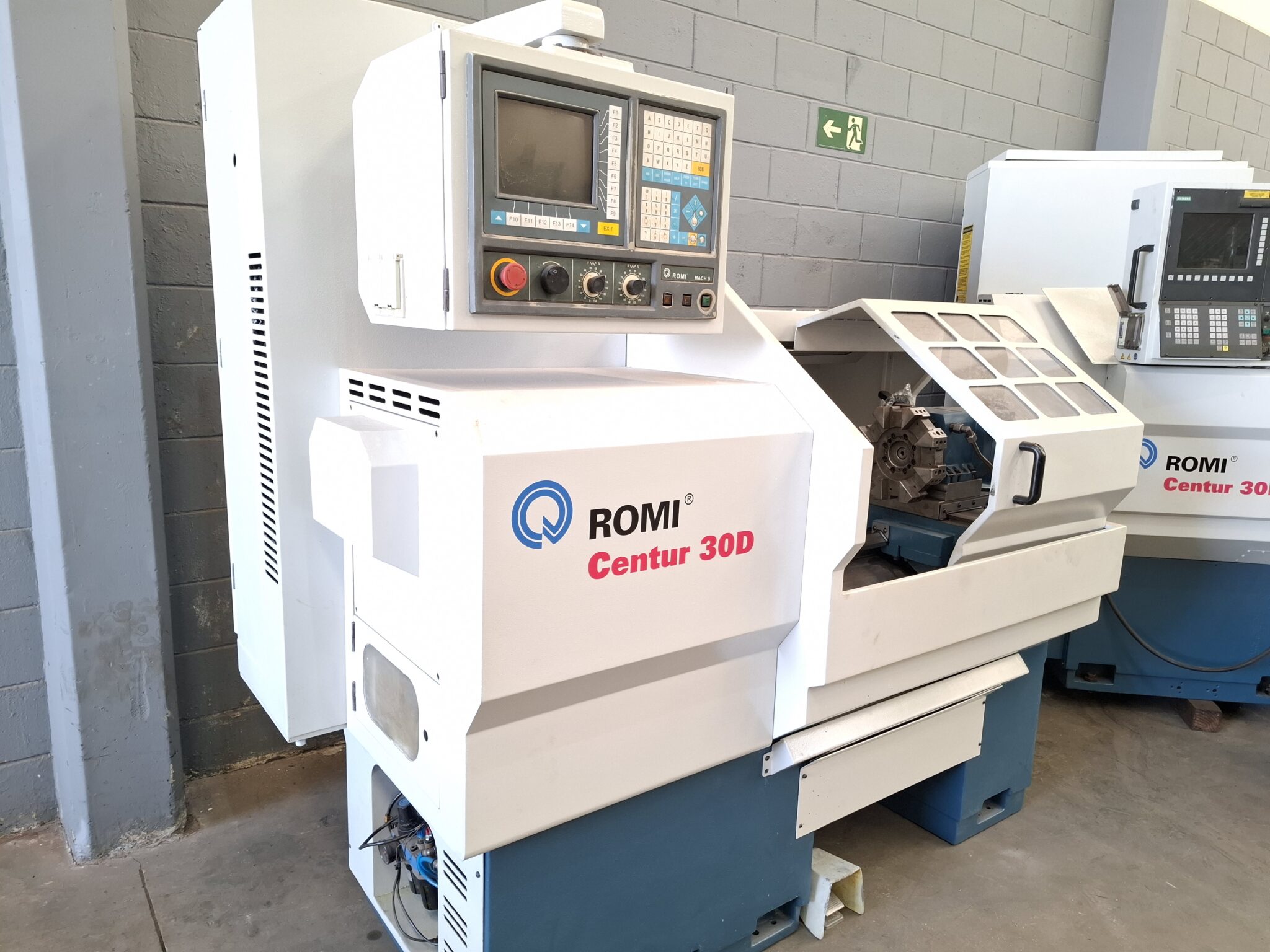 Torno CNC Romi Centur 30D 500mm REFORMADO – Megafer Máquinas