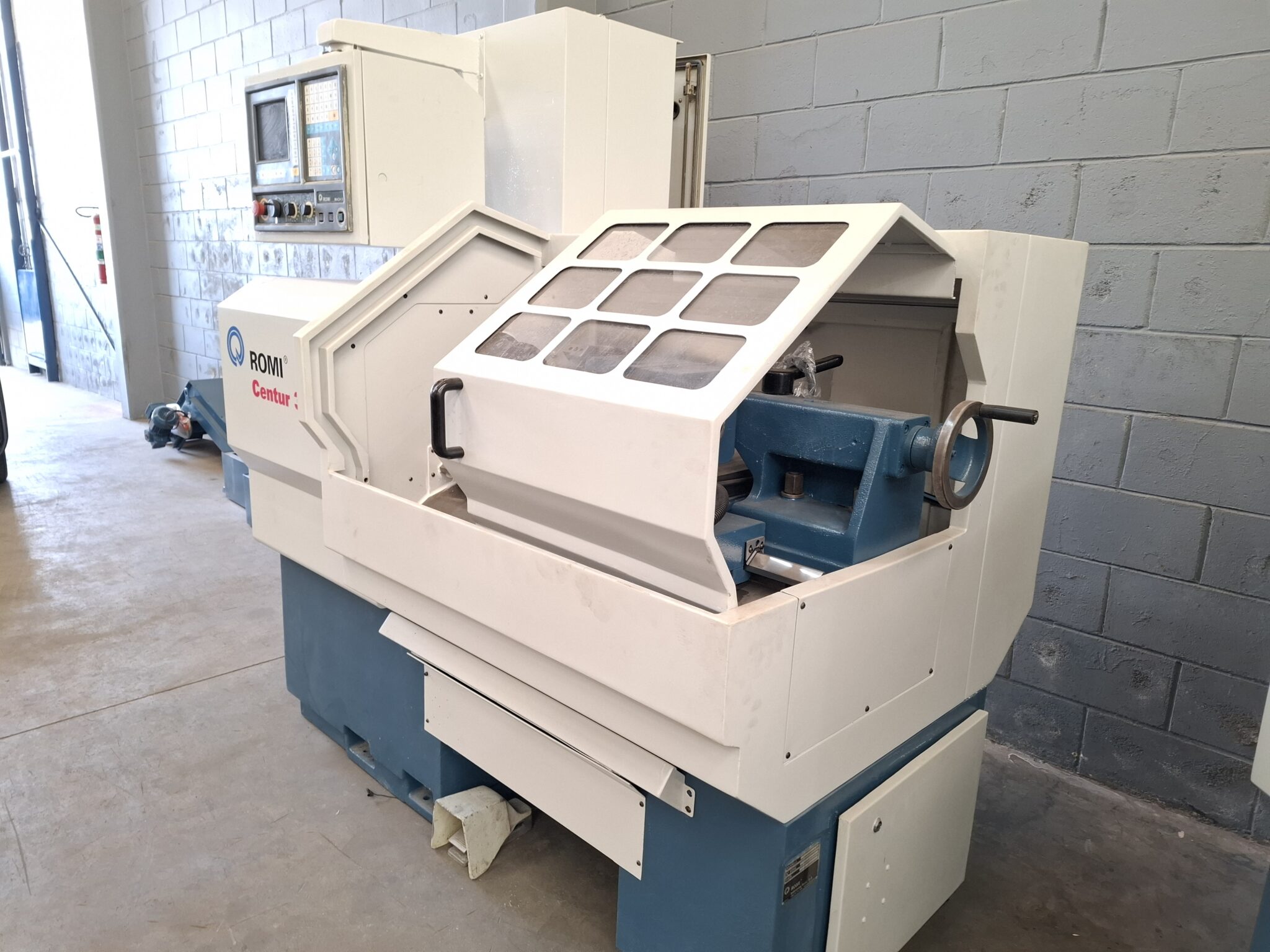 Torno CNC Romi Centur 30D 500mm REFORMADO – Megafer Máquinas
