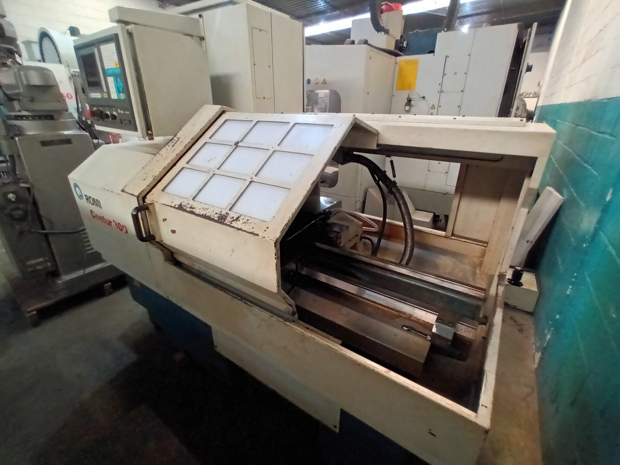 Torno CNC Romi Centur 30D – Megafer Máquinas