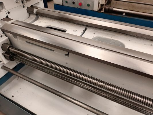 Torno mecânico IMOR 520 – REFORMADO – Megafer Máquinas
