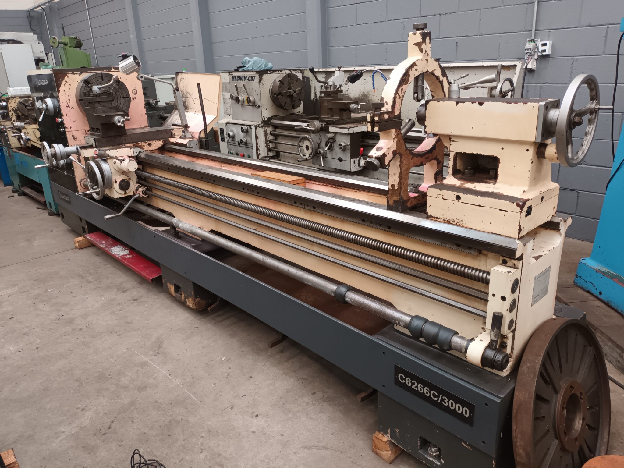 Torno mecânico Quazar C6266C/3000 – Megafer Máquinas