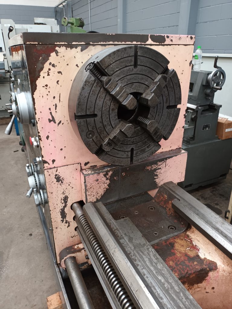 Torno mecânico Quazar C6266C/3000 – Megafer Máquinas