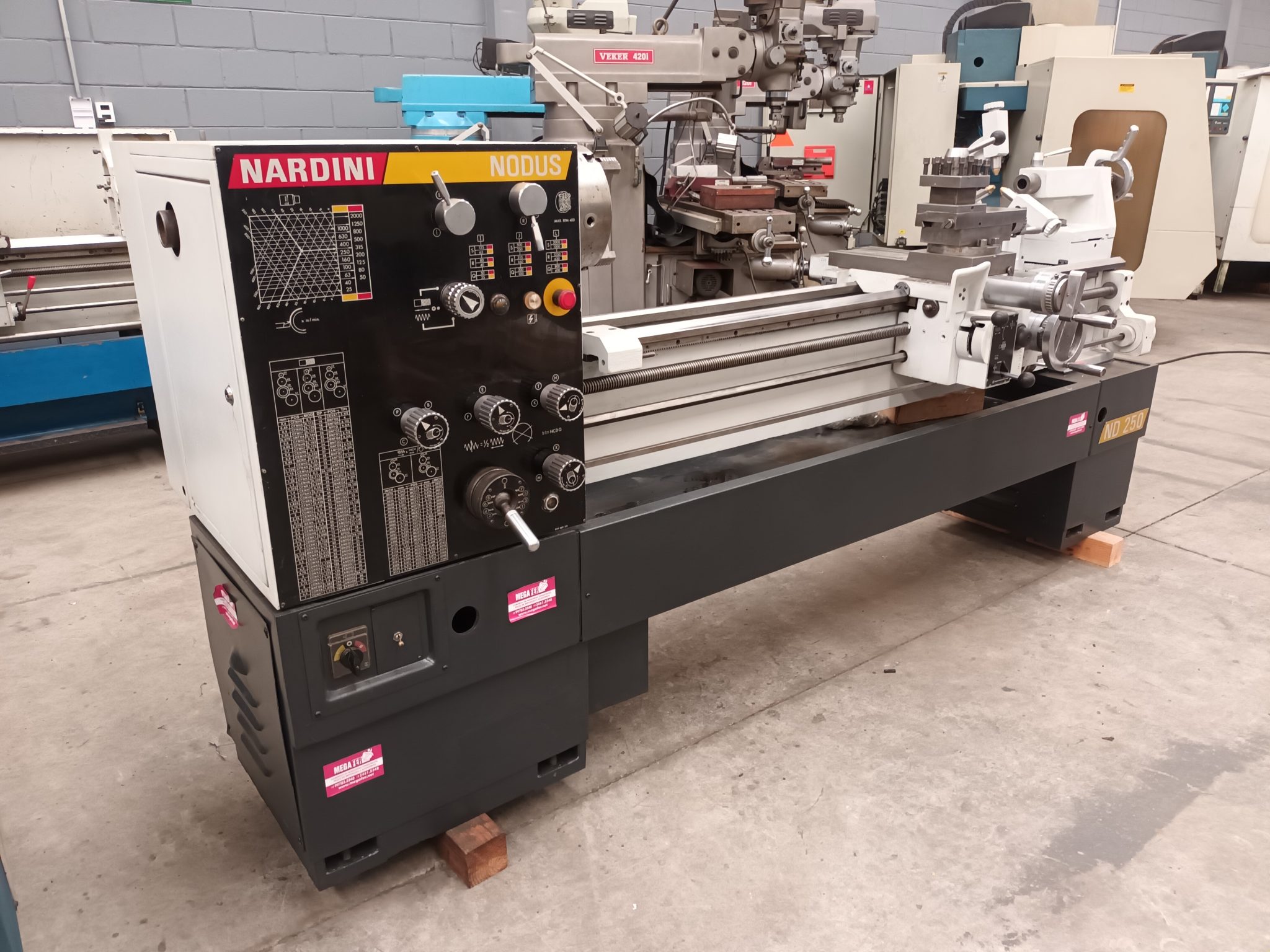 Torno mecânico Nardini ND-250 REFORMADO – Megafer Máquinas