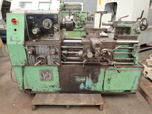 Torno mecânico Nardini Micro 500ES – Megafer Máquinas